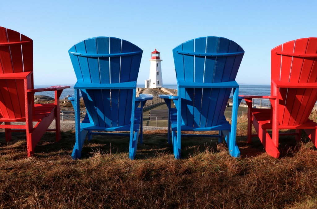 Nova Scotia Travel Guide: Small Province - Big Journeys | Magnetic ...